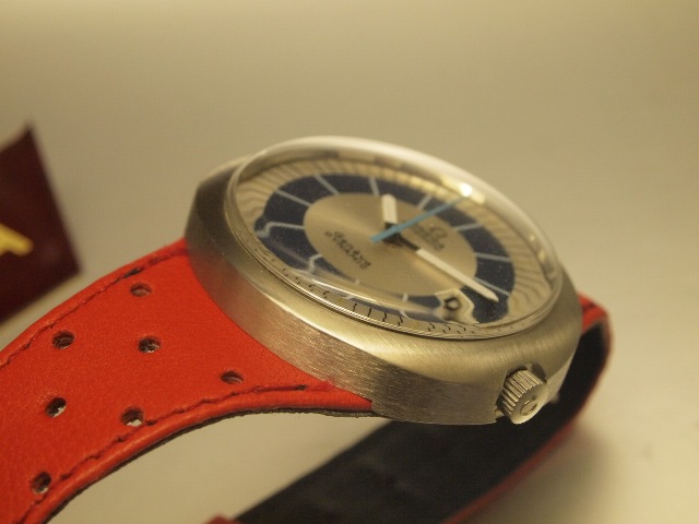 HEIRLOOM GALLERY - Omega Dynamic